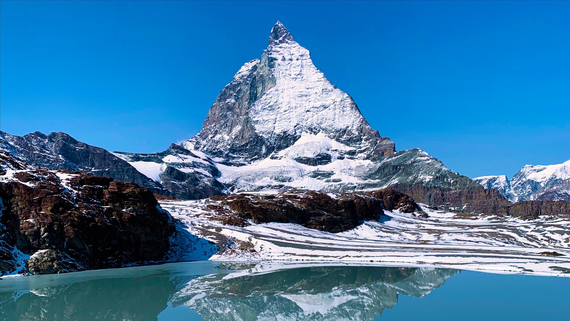 Creating Data Art with GenAI: Diffusive Alpine Metamorphosis | Nightingale